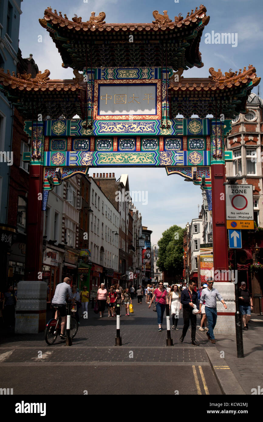 Chinatown Soho London High Resolution Stock Photography and Images - Alamy