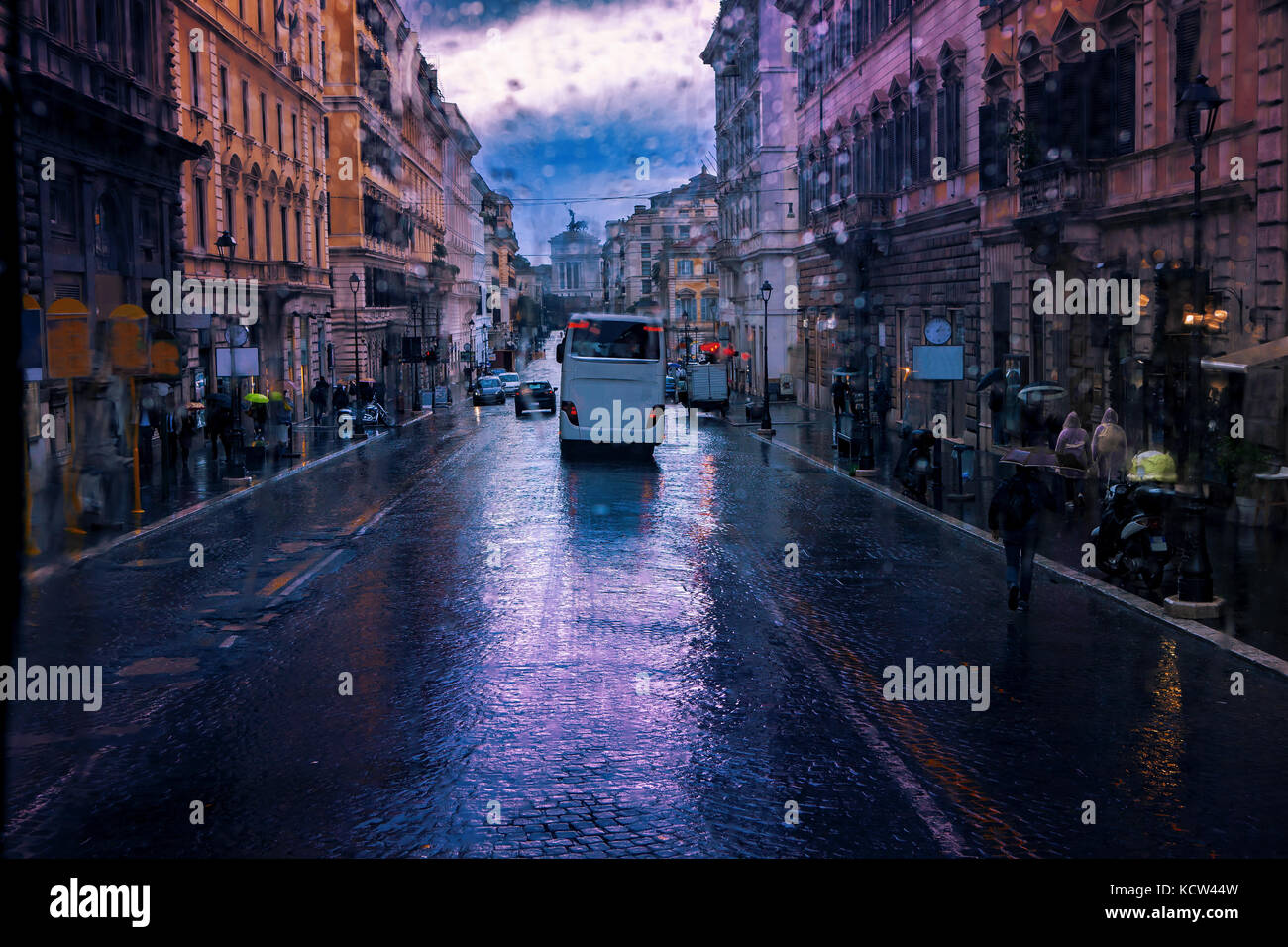 Rain rainy day rome hi-res stock photography and images - Alamy