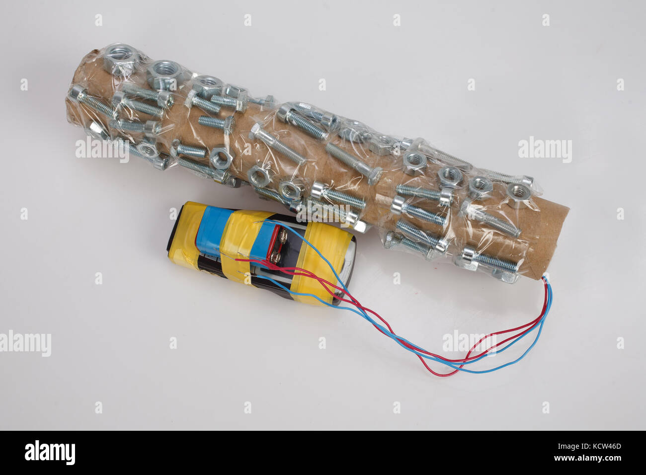 Pipe Bomb with cell phone firing device Stock Photo - Alamy