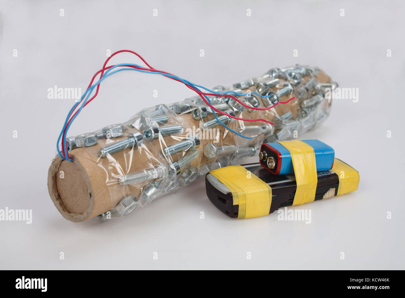 Pipe Bomb with cell phone firing device Stock Photo - Alamy