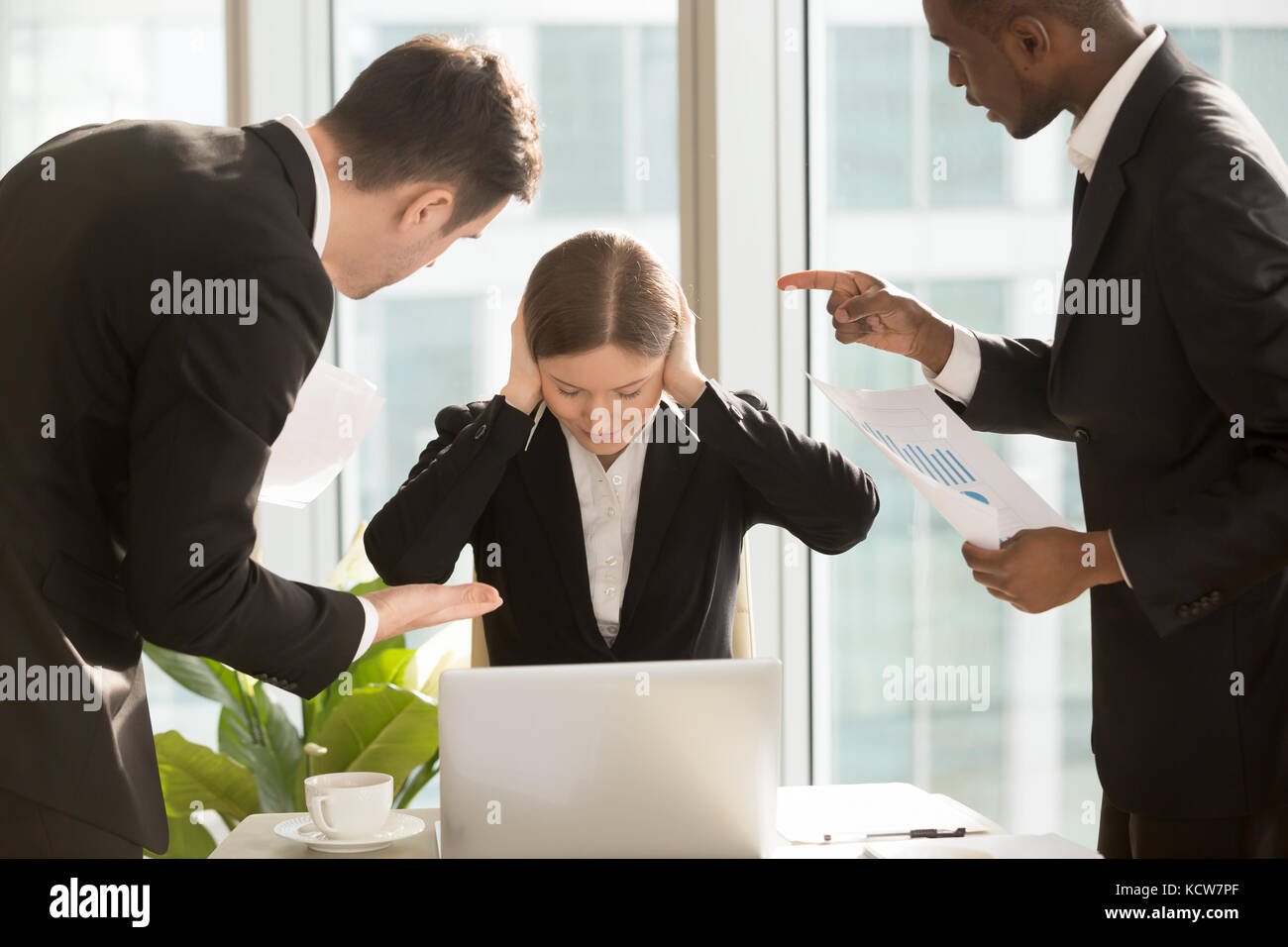 Woman bosses hi-res stock photography and images - Alamy