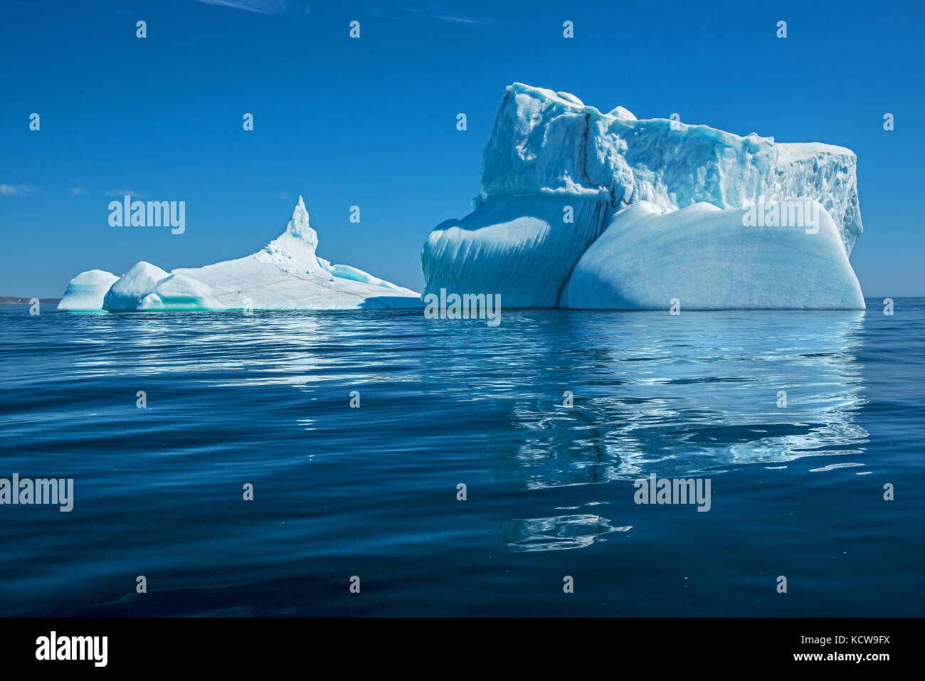 Icebergs in the Atlantic Ocean, St. Anthony, Newfoundland & Labrador ...