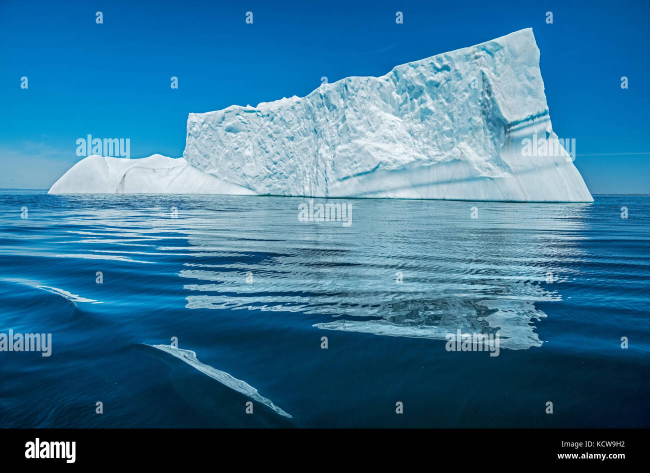 Icebergs in the Atlantic Ocean, St. Anthony, Newfoundland & Labrador ...