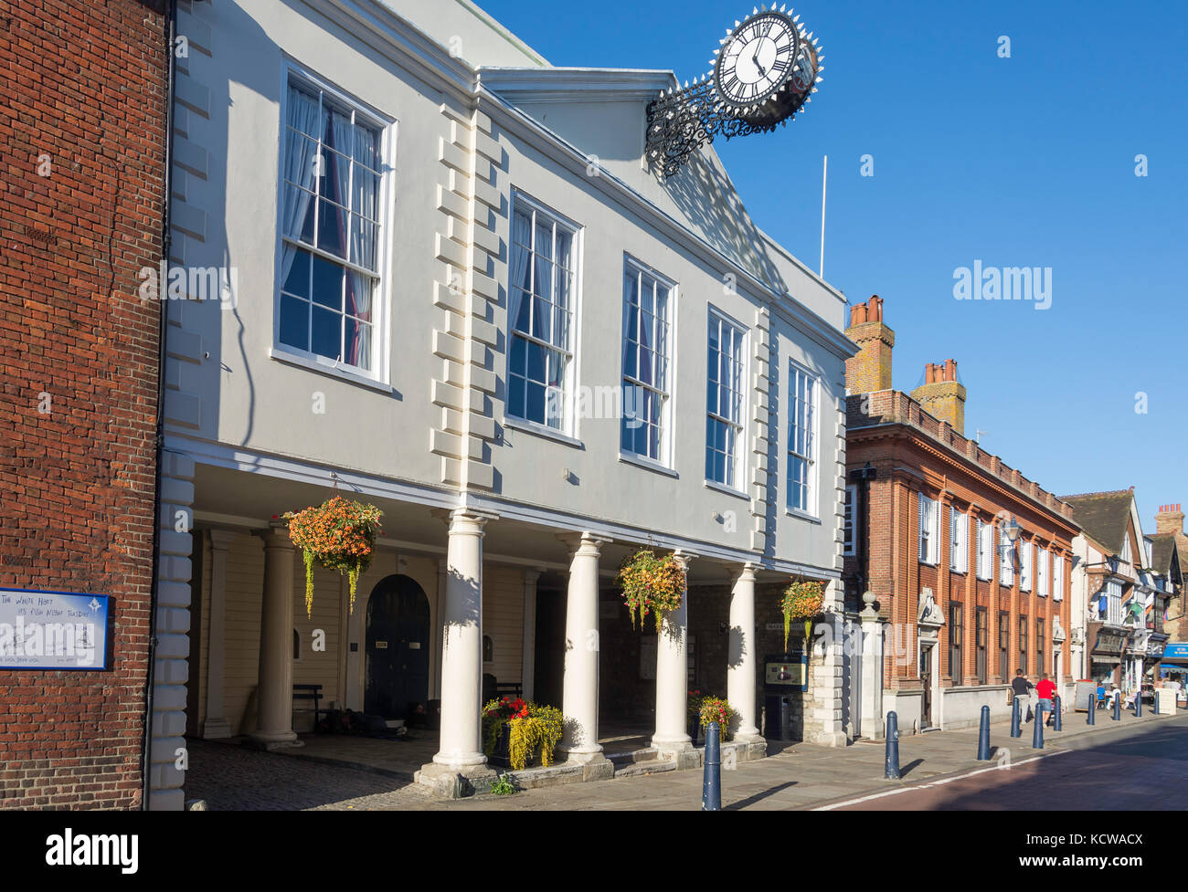 Hythe town centre kent hi-res stock photography and images - Alamy