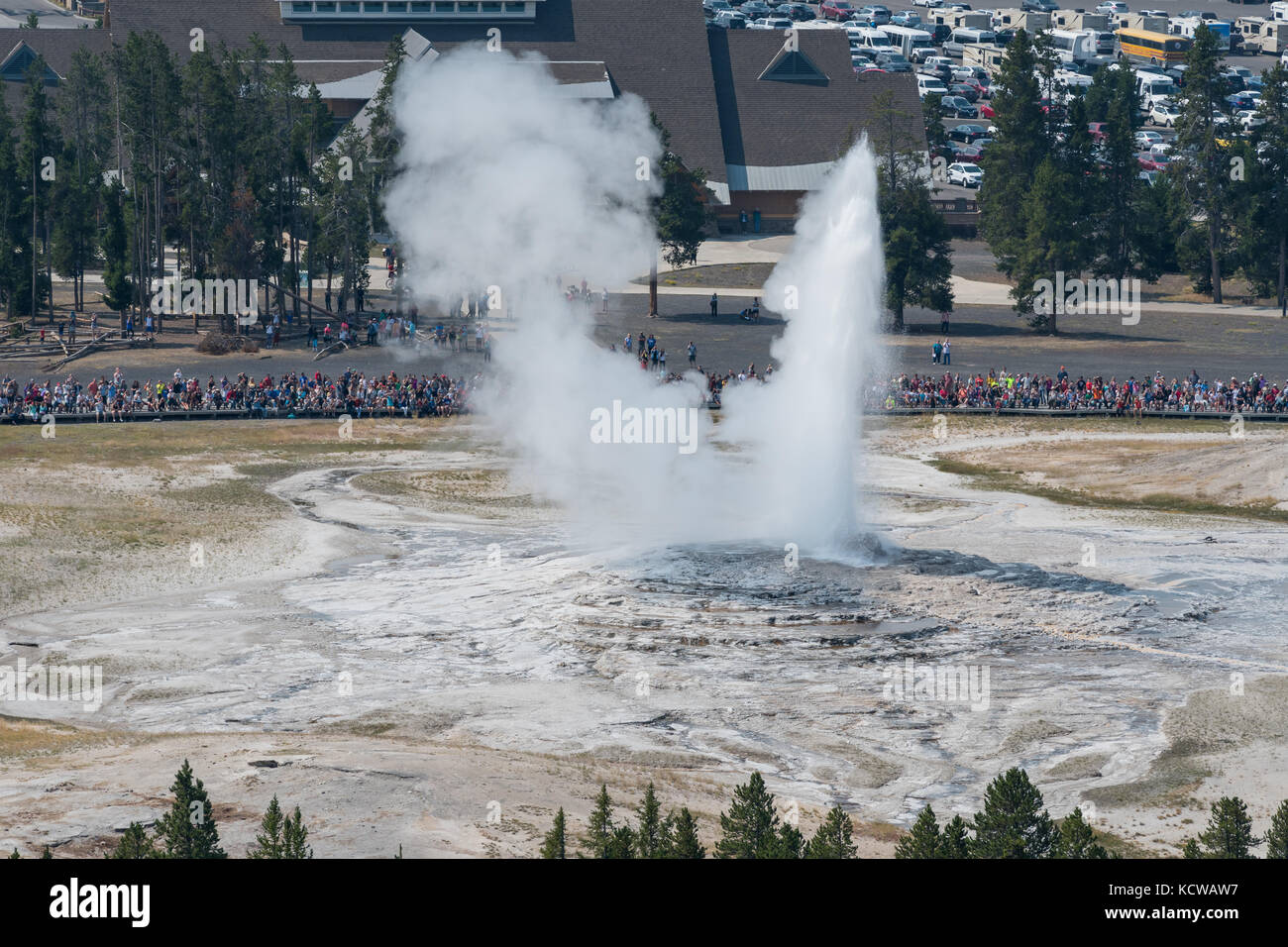 Yellowstone old faithful erupts hi-res stock photography and images - Alamy