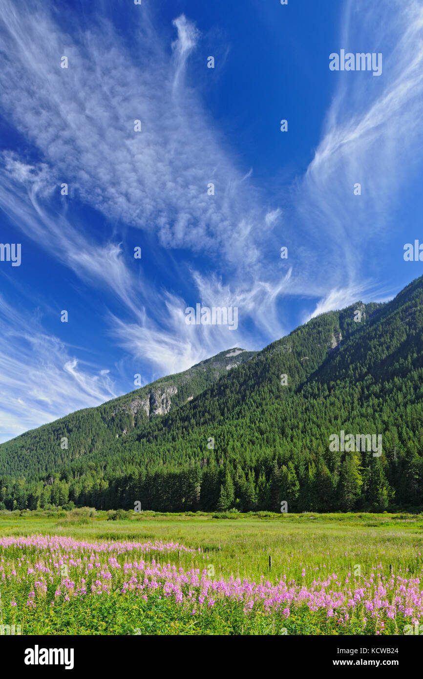 Mountains of the Cascade Range, Souteast of Hope, British Columbia ...