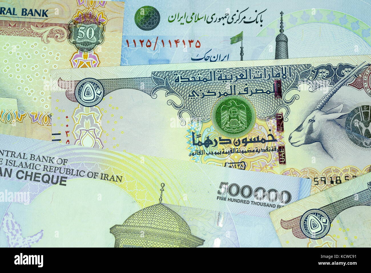Close up Banknote and Currency Bills and Coins Stock Photo - Alamy