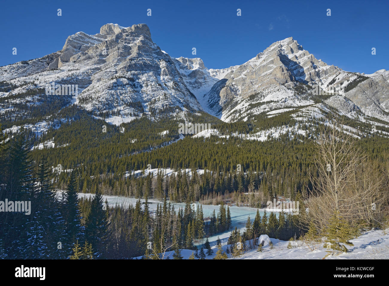 Canadian back country hi-res stock photography and images - Alamy