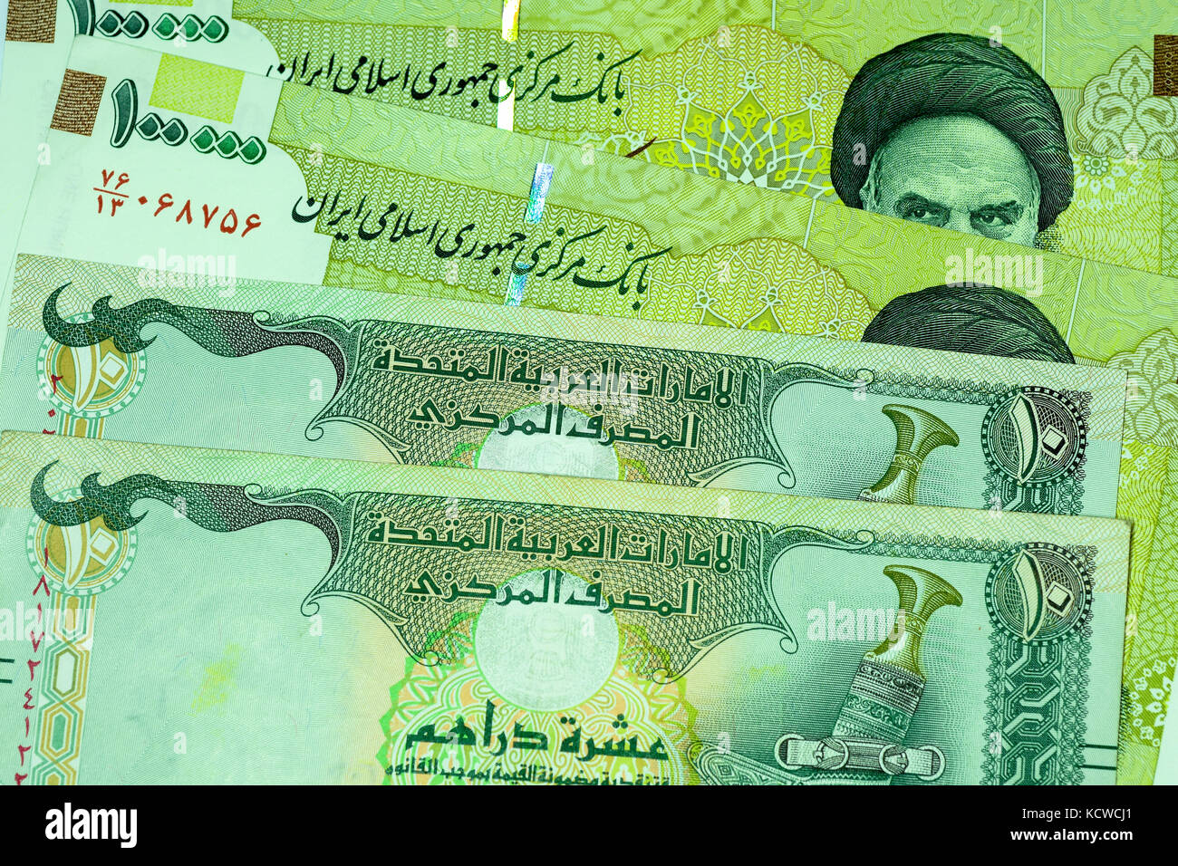 Close up Banknote and Currency Bills and Coins Stock Photo - Alamy