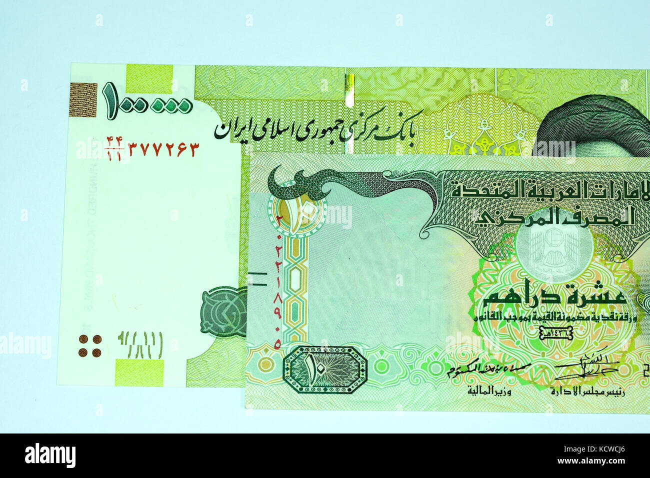 Close up Banknote and Currency Bills and Coins Stock Photo - Alamy