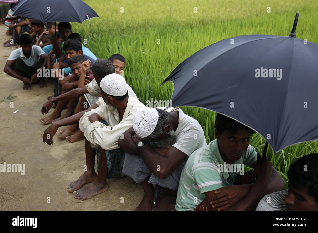 Rohingya prayer hi-res stock photography and images - Alamy