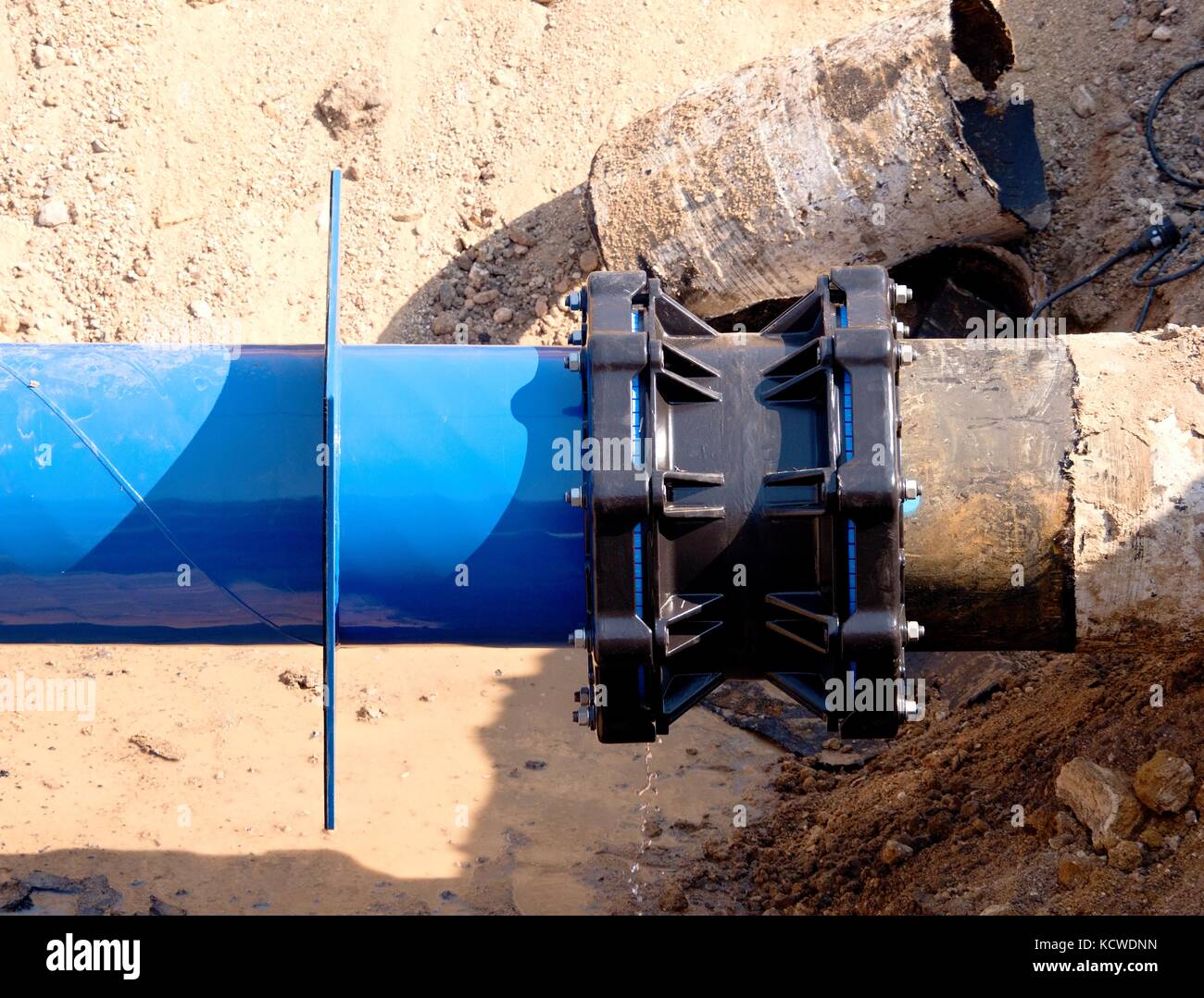 Misaligned fastener hi-res stock photography and images - Alamy