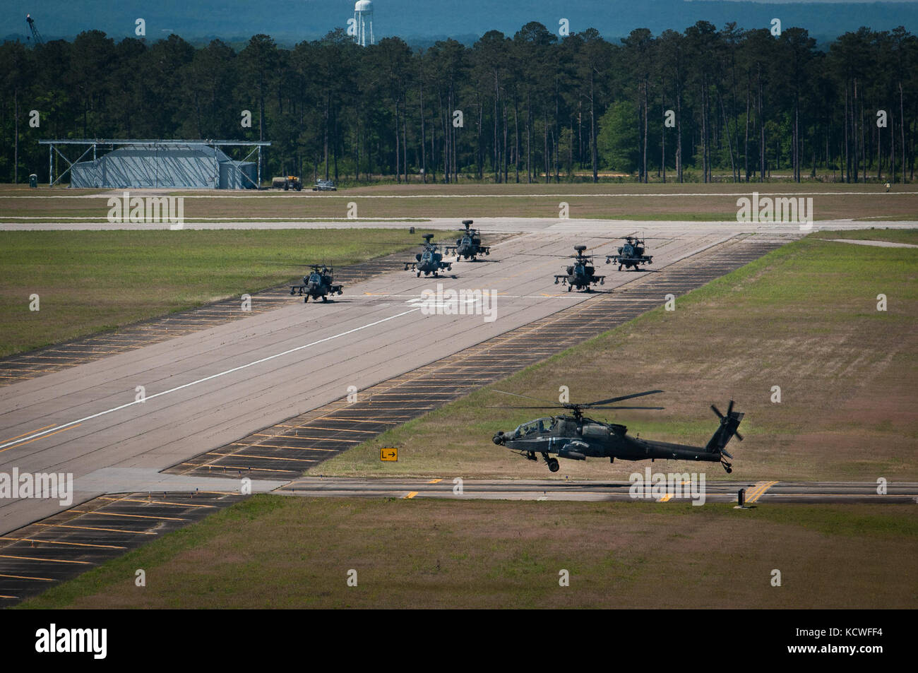 South Carolina Army National Guard AH-64D Apache helicopters from the 1 ...