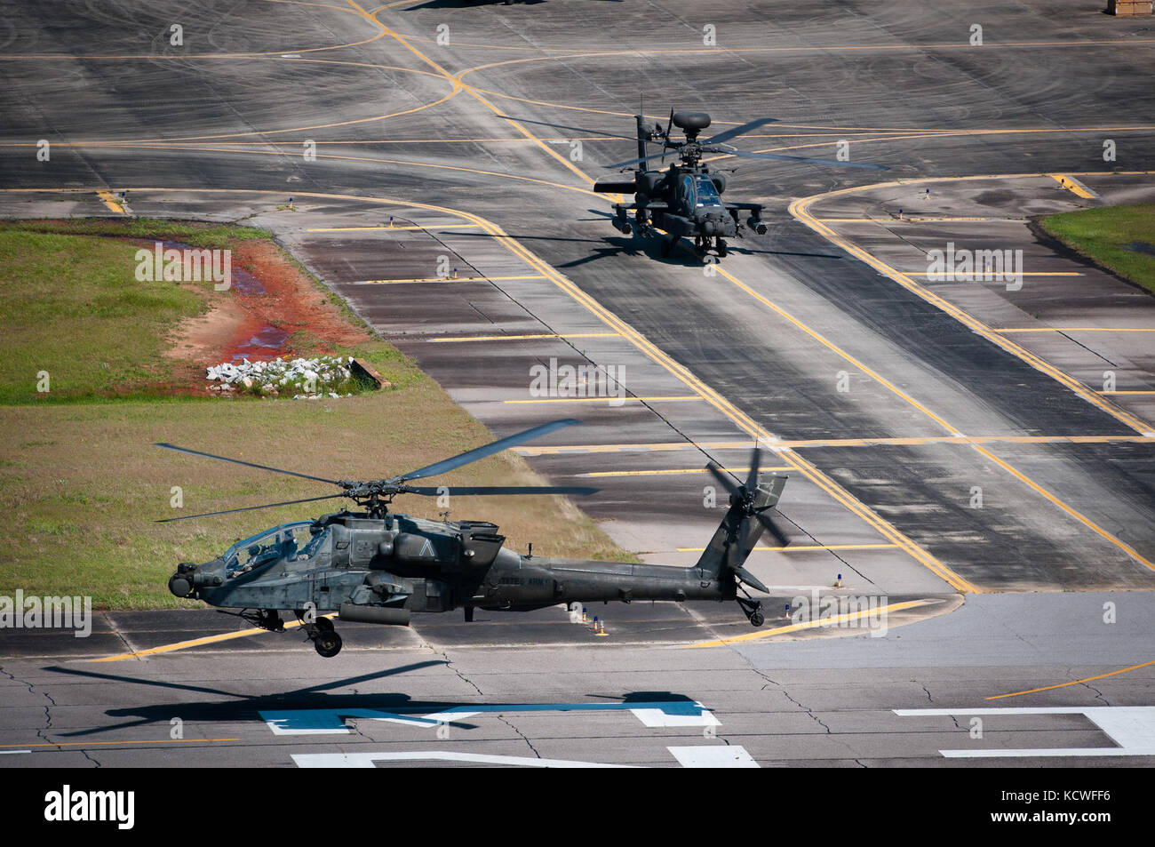 South Carolina Army National Guard AH-64D Apache helicopters from the 1 ...