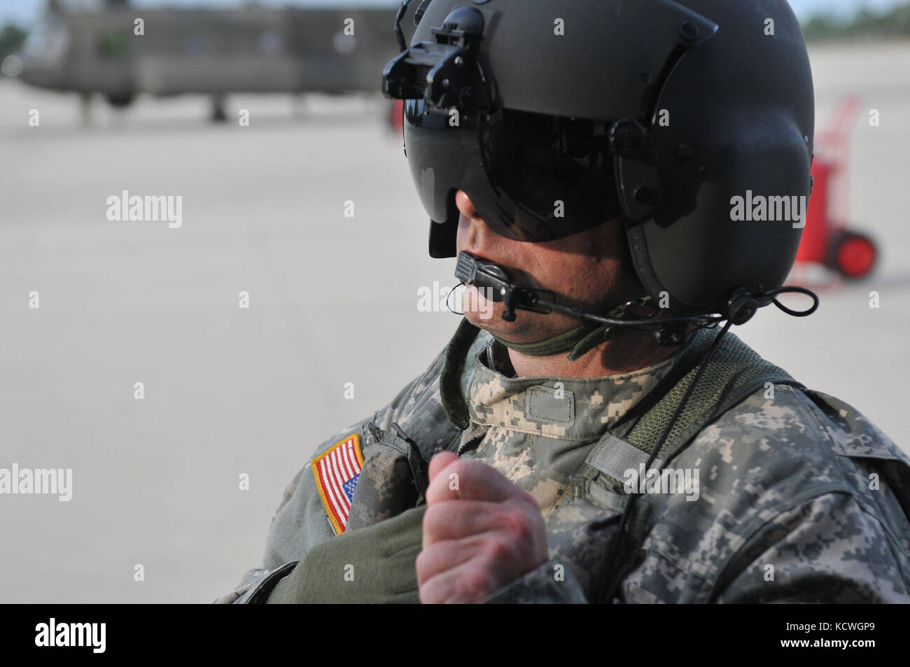 U.S. Army Maj. Brian Vorse, Warrant Officer Donald Dingeldein, and ...