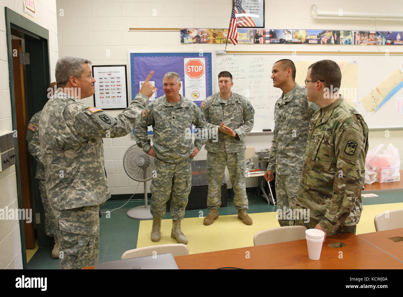 Col. Jeffrey Jones, Commander 218th Maneuver Enhancement Brigade (left ...