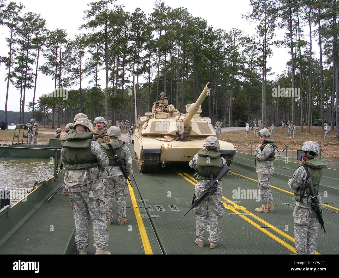 M2 bradley hi-res stock photography and images - Alamy