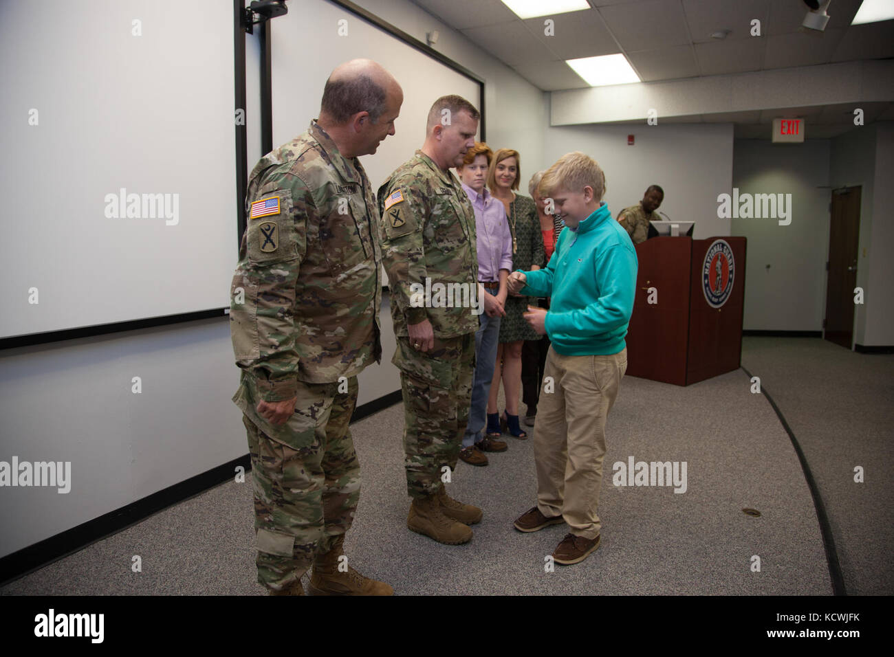 U s army lt gen david hi-res stock photography and images - Alamy
