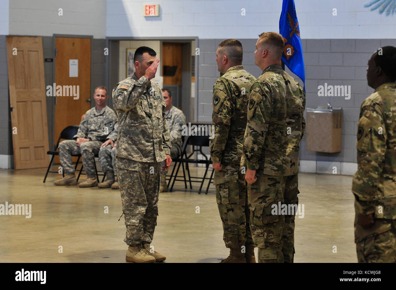 S.C. Army National Guard Soldiers with Headquarters and Headquarters ...