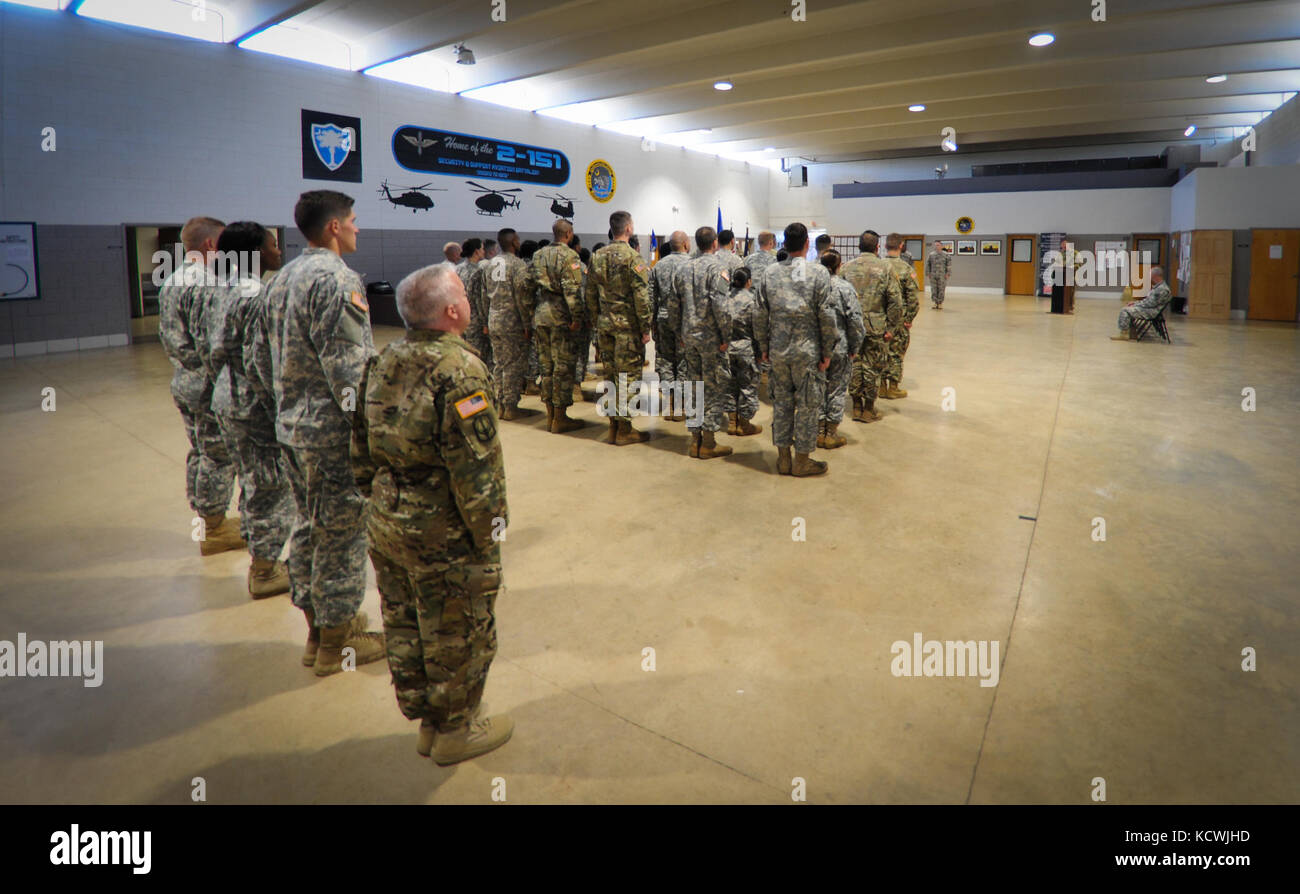 S.C. Army National Guard Soldiers with Headquarters and Headquarters ...
