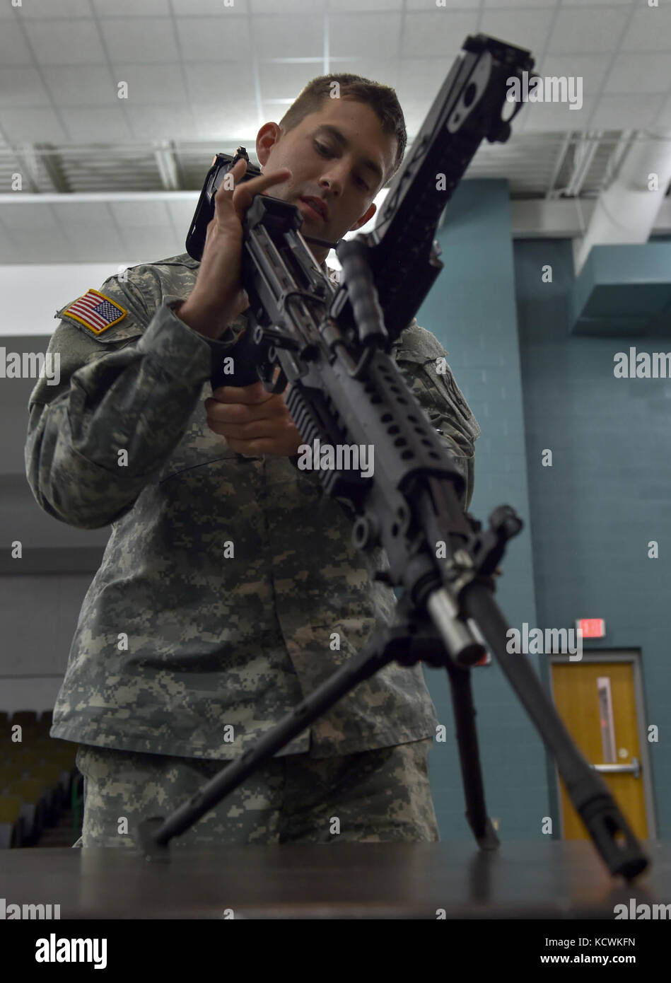 Automatic rifleman hi-res stock photography and images - Alamy