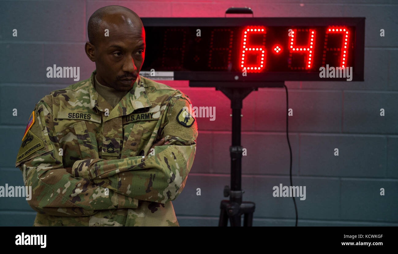 U S Army Staff Sgt Justin Stock Photos & U S Army Staff Sgt Justin ...