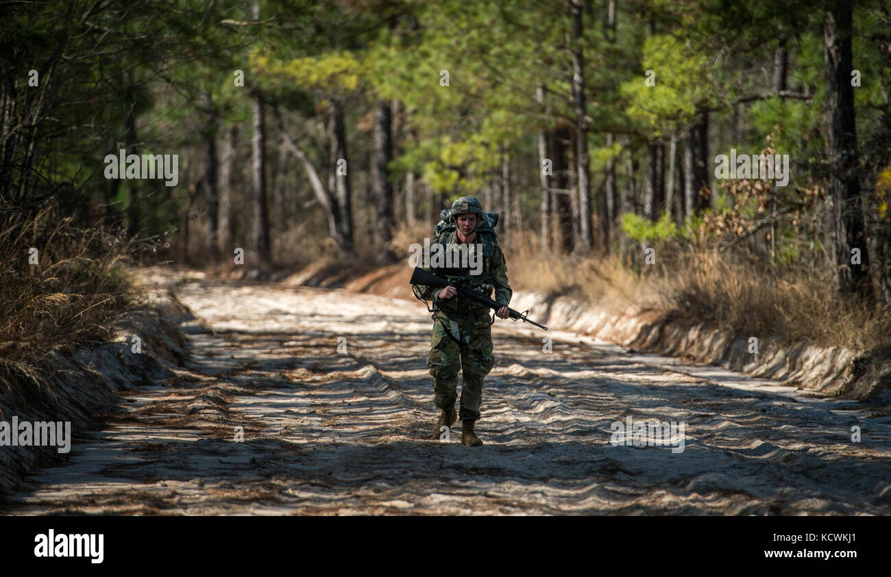 South Carolina Army National Guard Sgt. Kenneth Wingard, an information ...