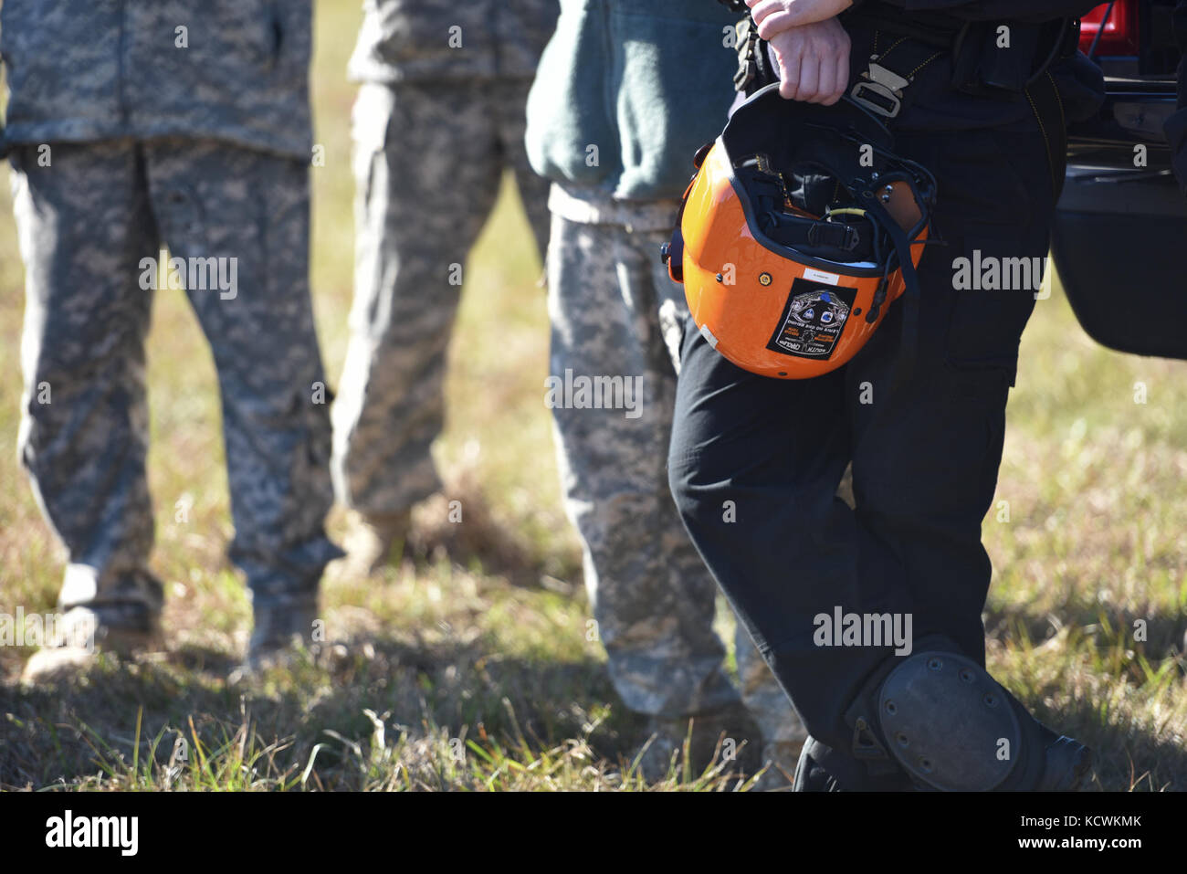 South Carolina National Guard Soldiers, and fire department/EMS ...
