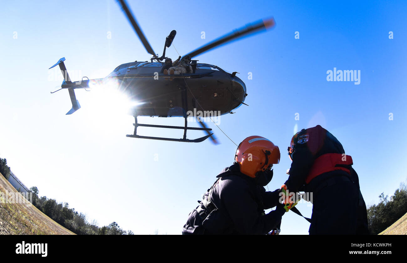 South Carolina National Guard Soldiers, and fire department/EMS ...