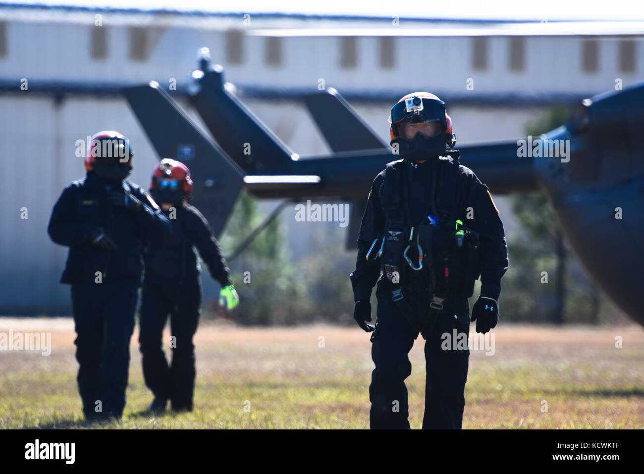South Carolina National Guard Soldiers, and fire department/EMS ...