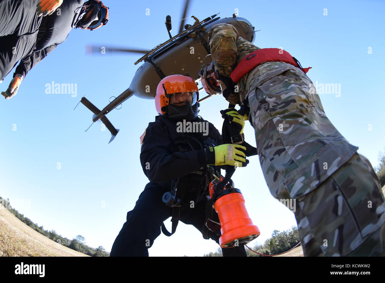 South Carolina National Guard Soldiers, and fire department/EMS ...