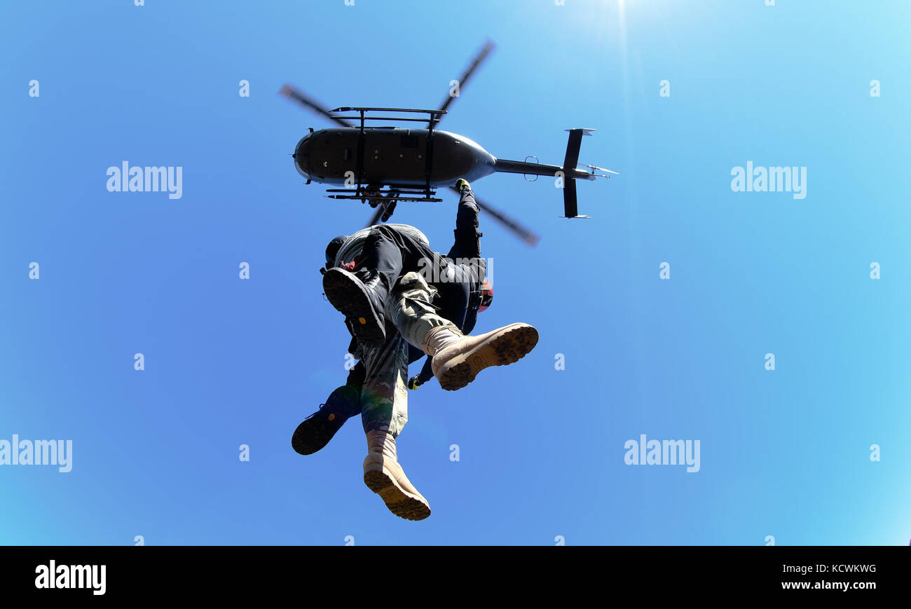 South Carolina National Guard Soldiers, and fire department/EMS ...