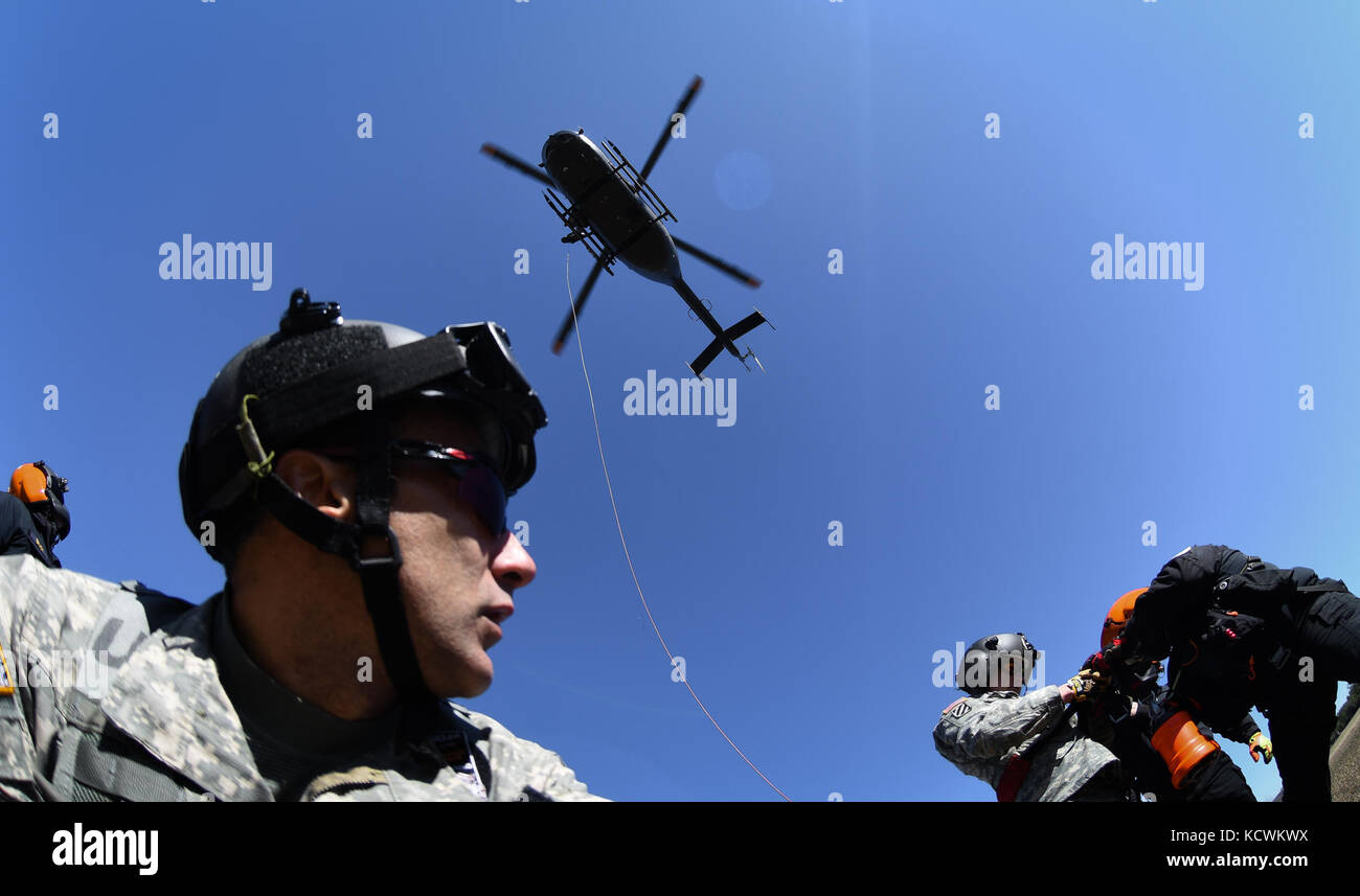 South Carolina National Guard Soldiers, and fire department/EMS ...