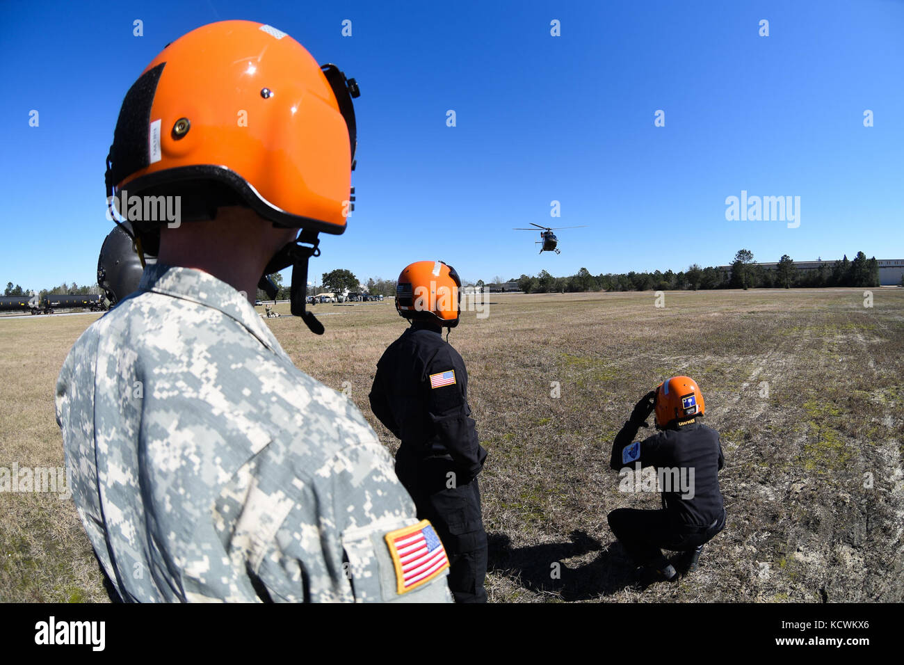 South Carolina National Guard Soldiers, and fire department/EMS ...