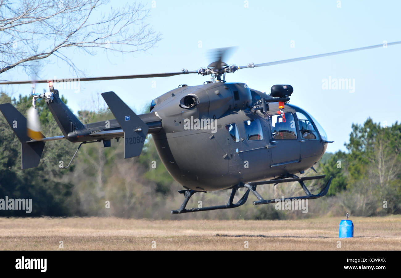 South Carolina National Guard Soldiers, and fire department/EMS ...