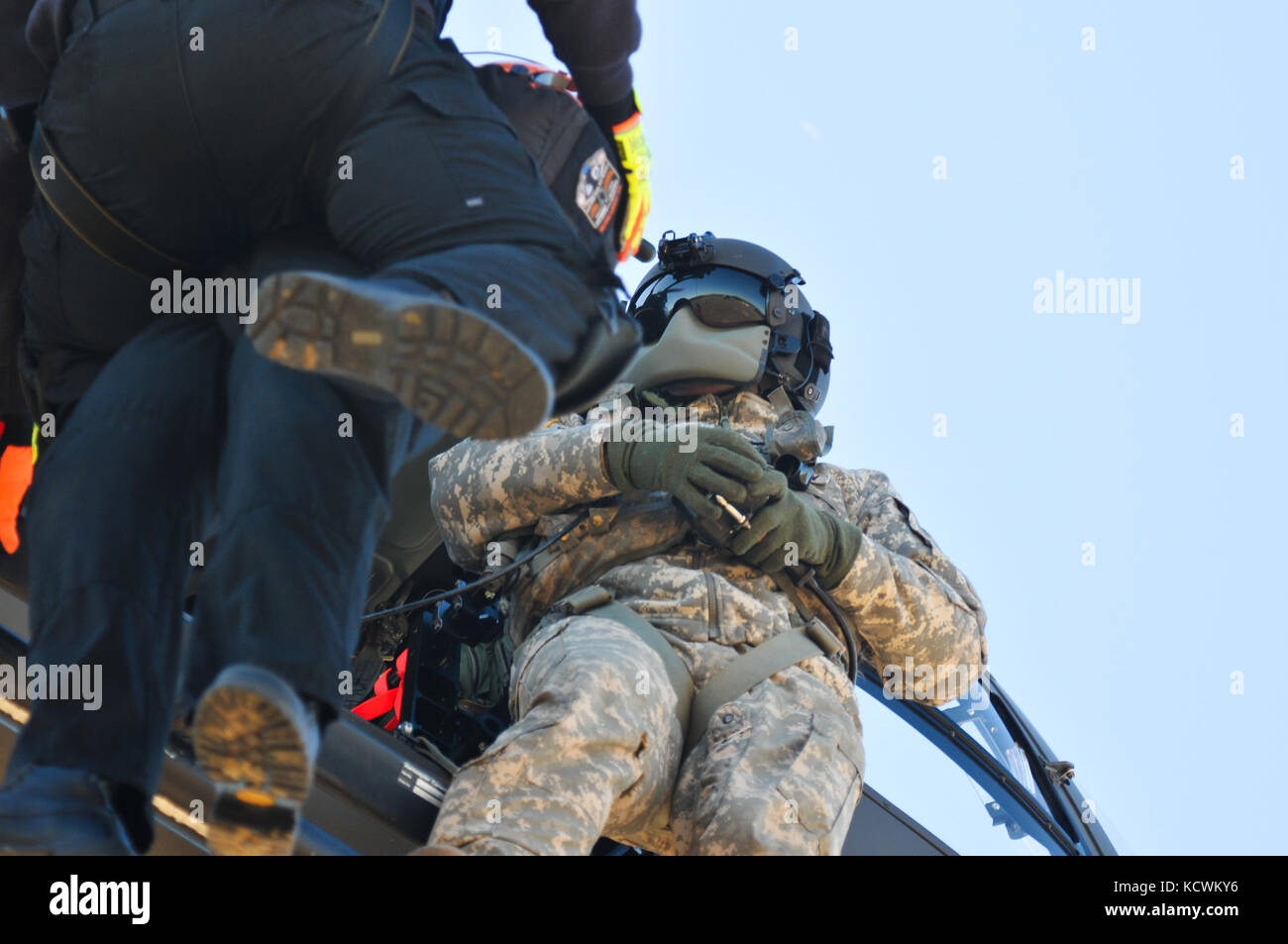 South Carolina National Guard Soldiers, and fire department/EMS ...