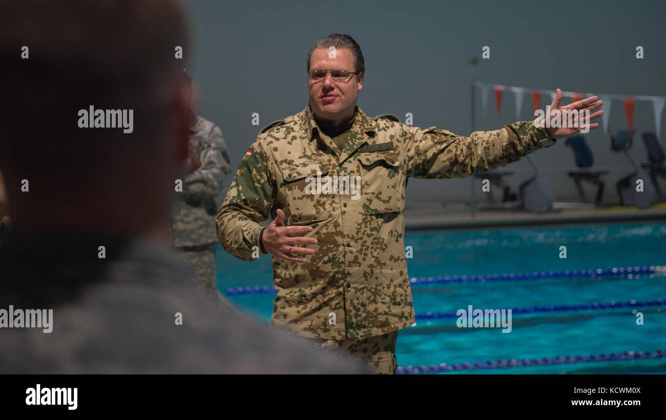 German armed forces proficiency badge hi-res stock photography and ...