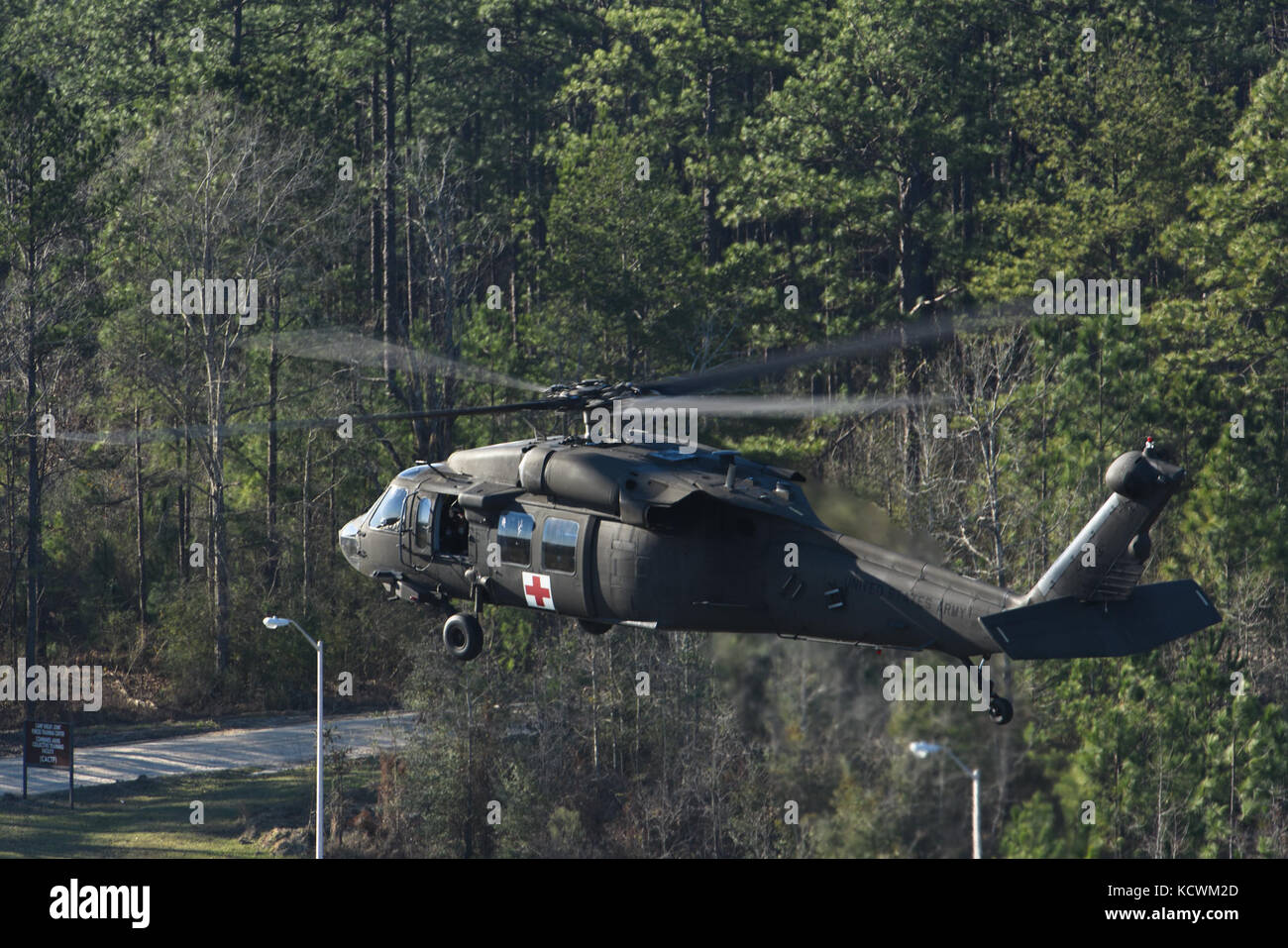 South Carolina National Guard Soldiers and fire department/EMS rescuers ...