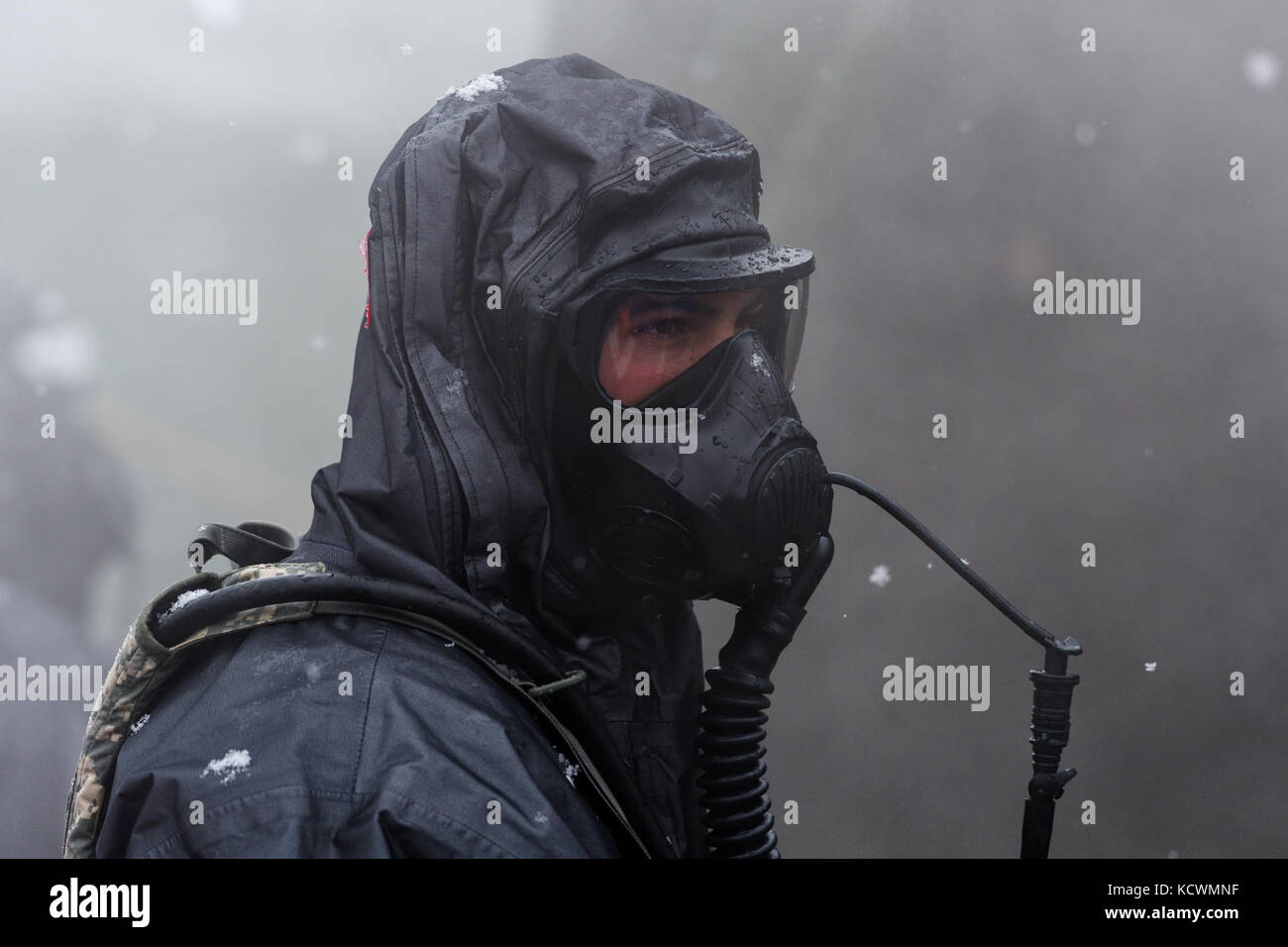 U.S. Soldiers assigned to the 231st Chemical Company, Maryland Army ...