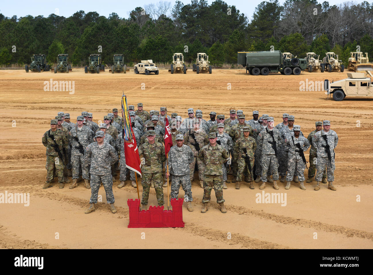 S.C. Army National Guard Soldiers with 122nd Engineer Battalion, 59th ...