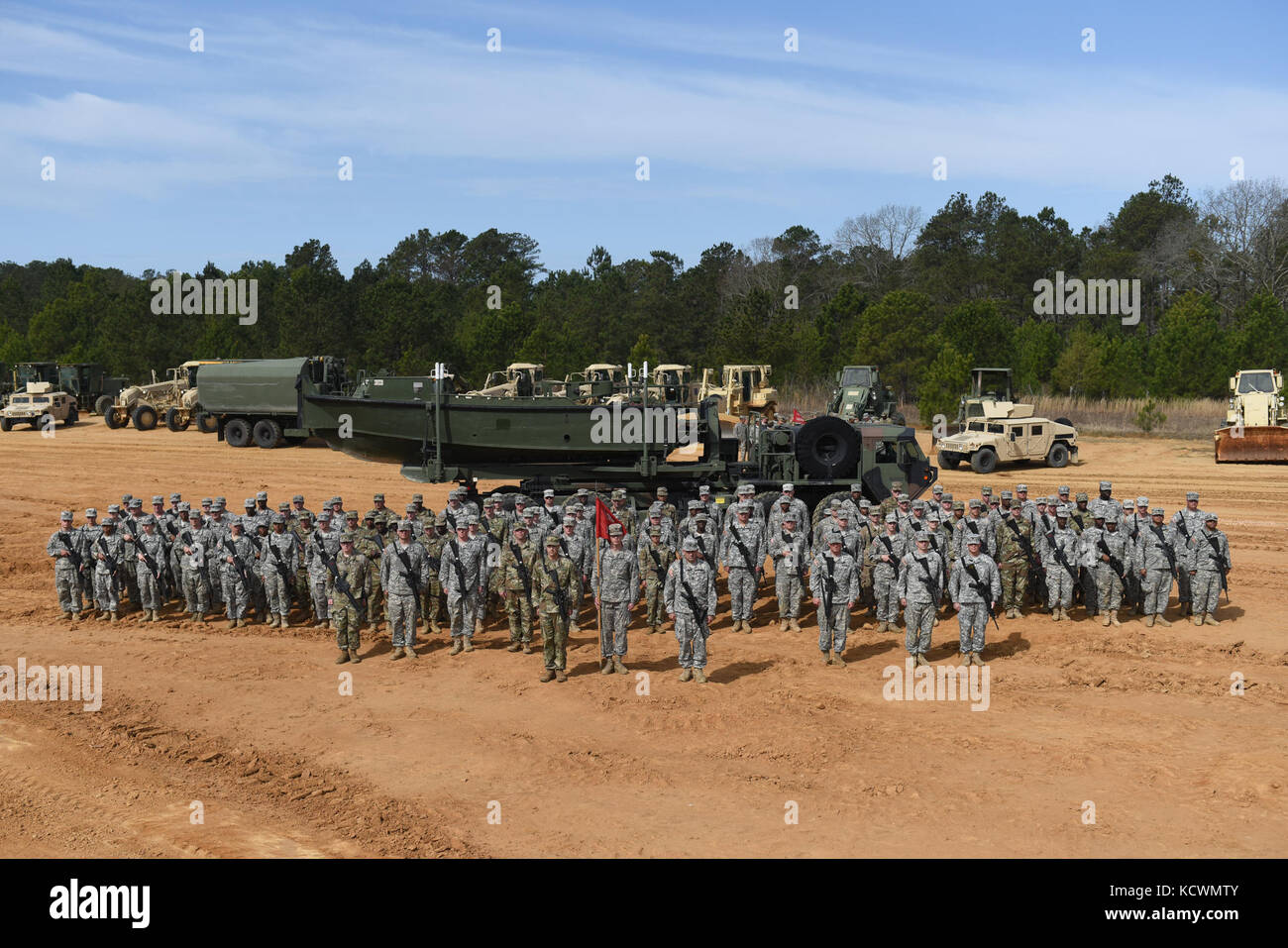 S.C. Army National Guard Soldiers with 122nd Engineer Battalion, 59th ...