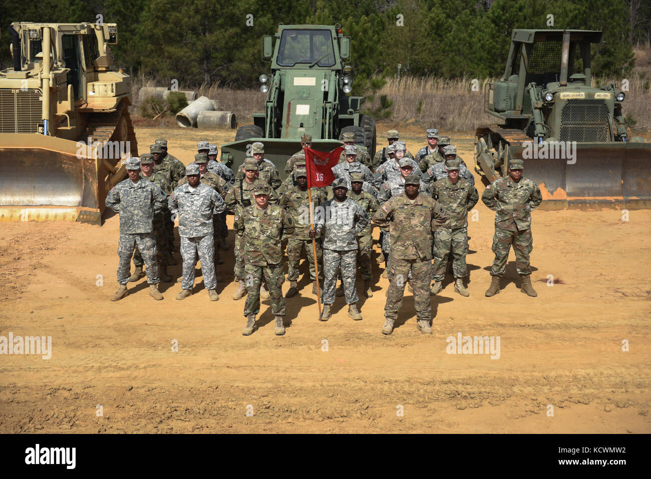 S.C. Army National Guard Soldiers with 122nd Engineer Battalion, 59th ...