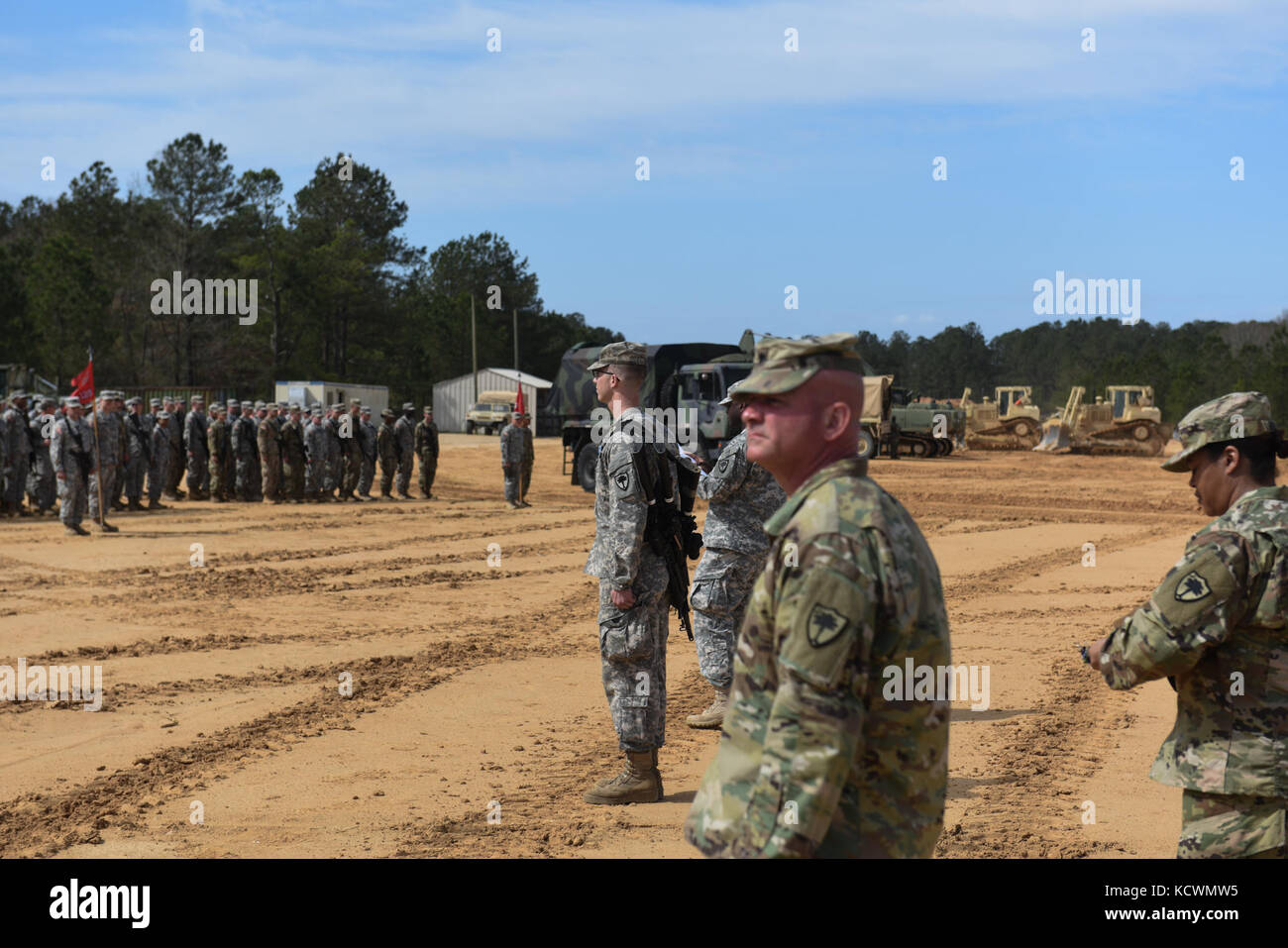 S.C. Army National Guard Soldiers with 122nd Engineer Battalion, 59th ...