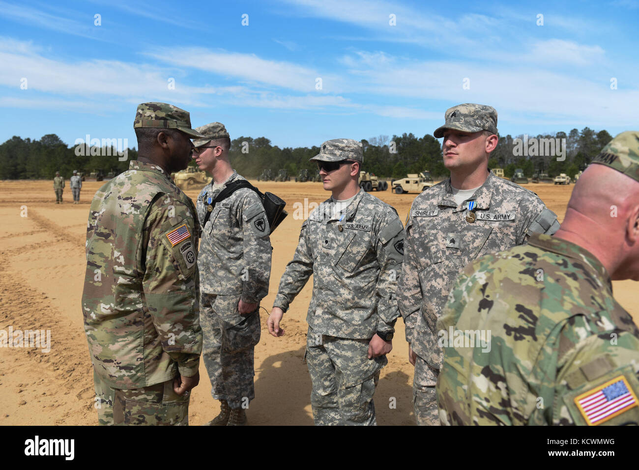 S.C. Army National Guard Soldiers with 122nd Engineer Battalion, 59th ...