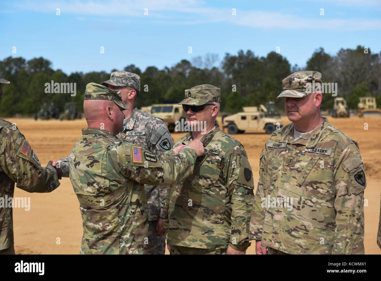 S.C. Army National Guard Soldiers with 122nd Engineer Battalion, 59th ...