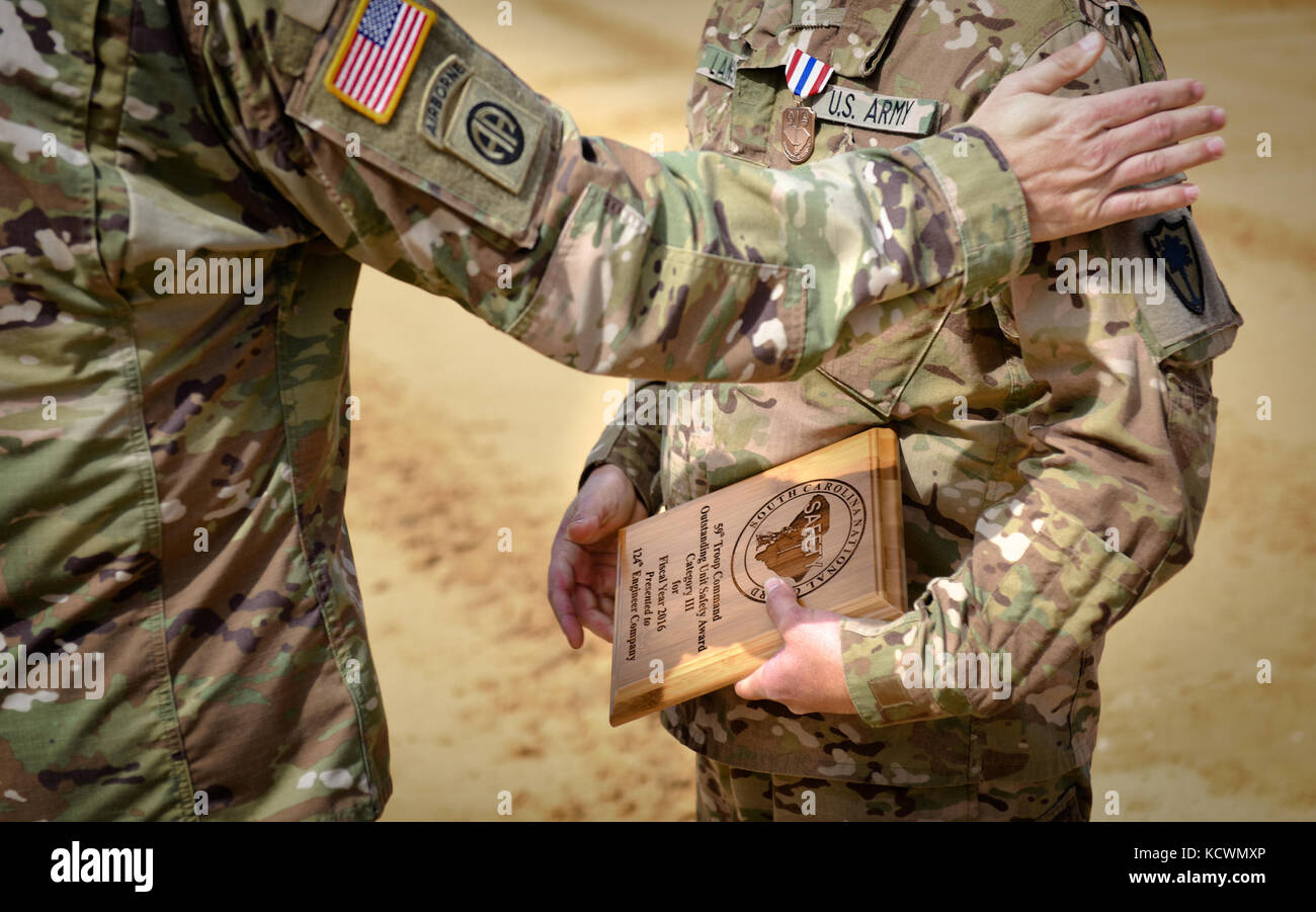 S.C. Army National Guard Soldiers with 122nd Engineer Battalion, 59th ...