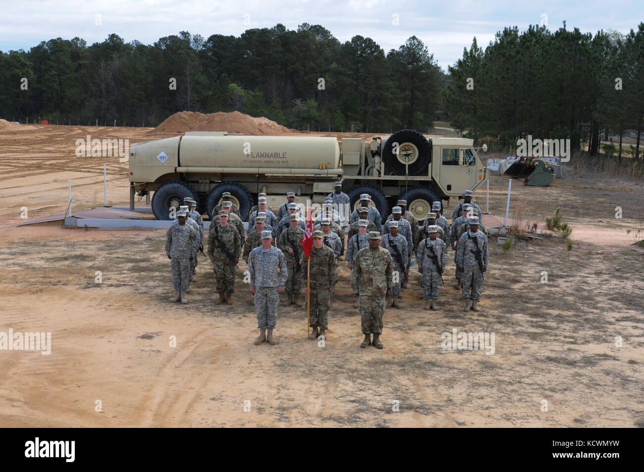 S.C. Army National Guard Soldiers with 122nd Engineer Battalion, 59th ...