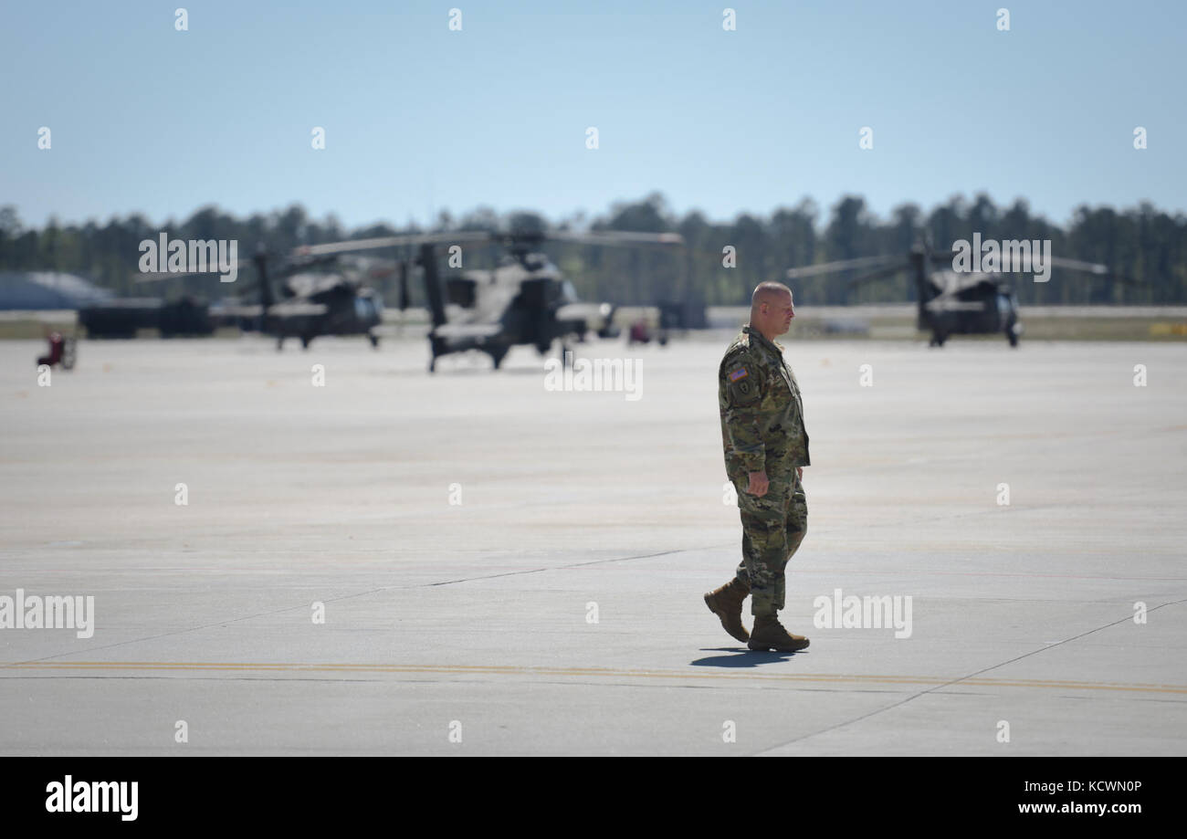South Carolina Army National Guard Soldiers with 59th Aviation Troop ...