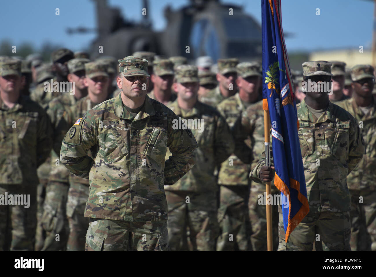 South Carolina Army National Guard Soldiers with 59th Aviation Troop ...