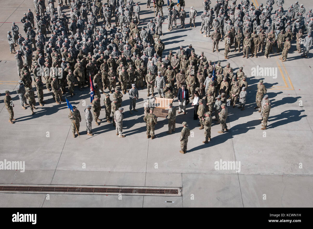 South Carolina Army National Guard Soldiers with 59th Aviation Troop ...